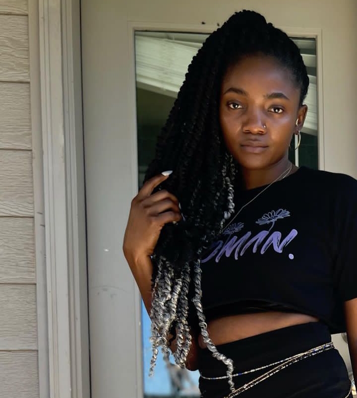 "Omolomo" - Fans React as Singer Simi flaunts her newly acquired tattoo ...